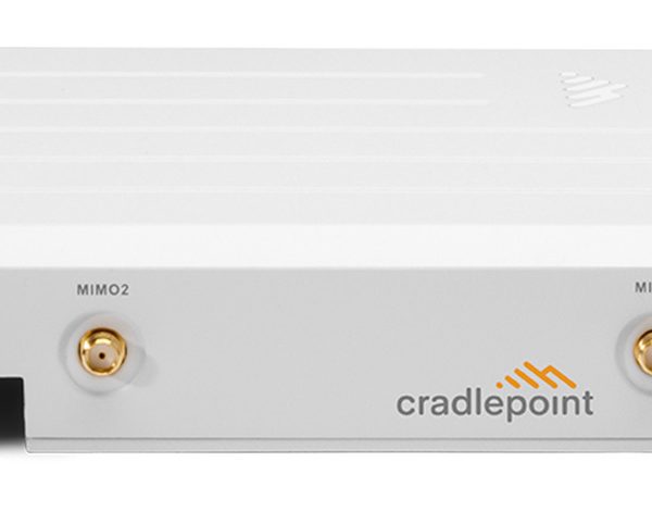 Cradlepoint E3000 Branch Enterprise Router, Cat 18 LTE, Essential Plan ...